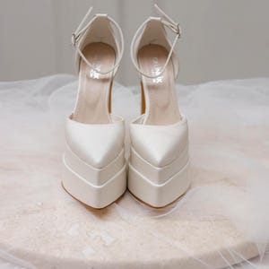 Handmade Satin Bridal Platform Heels: Elegant Wedding Shoes (sizes 33 ...