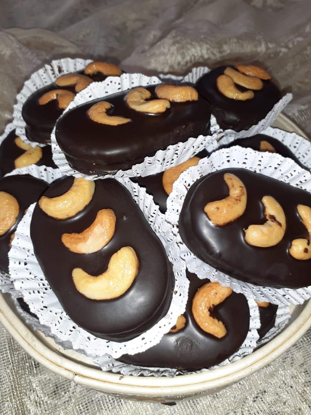 Negrita Moroccan Delight Chocolate Covered Peanut Treats With Caramel ...