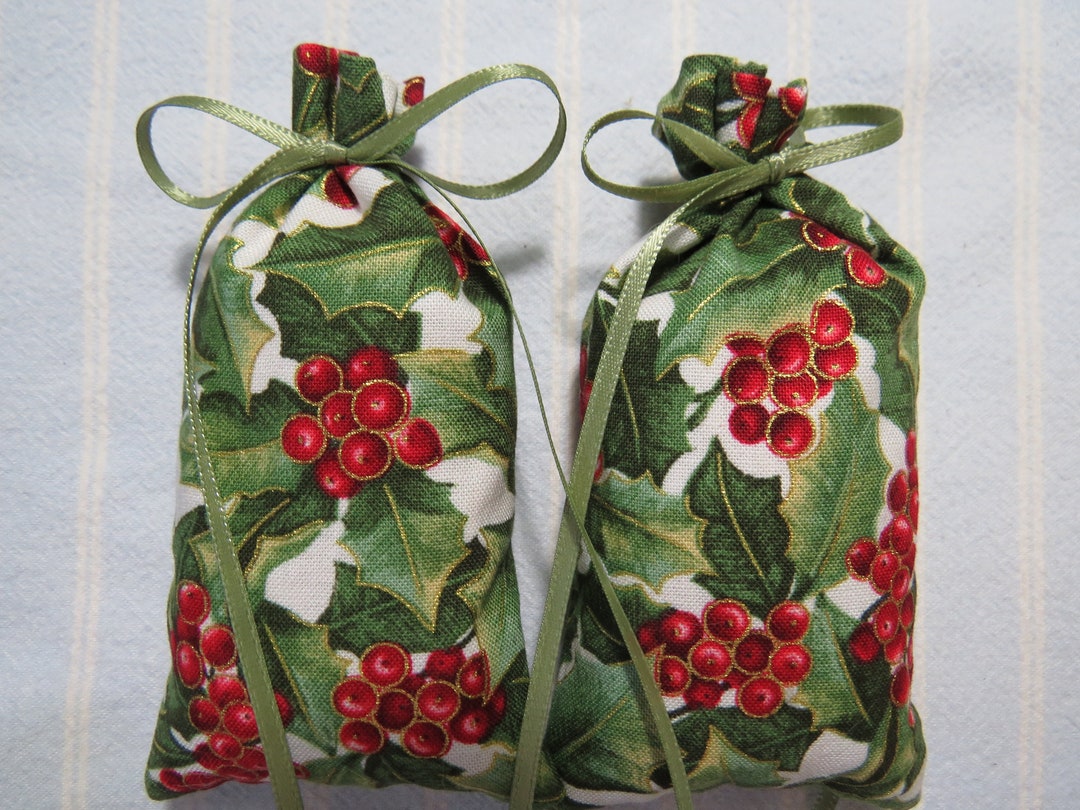 Christmas/winter Hollyberries 4"x2" Sachets-'frosted Peak Tops ...