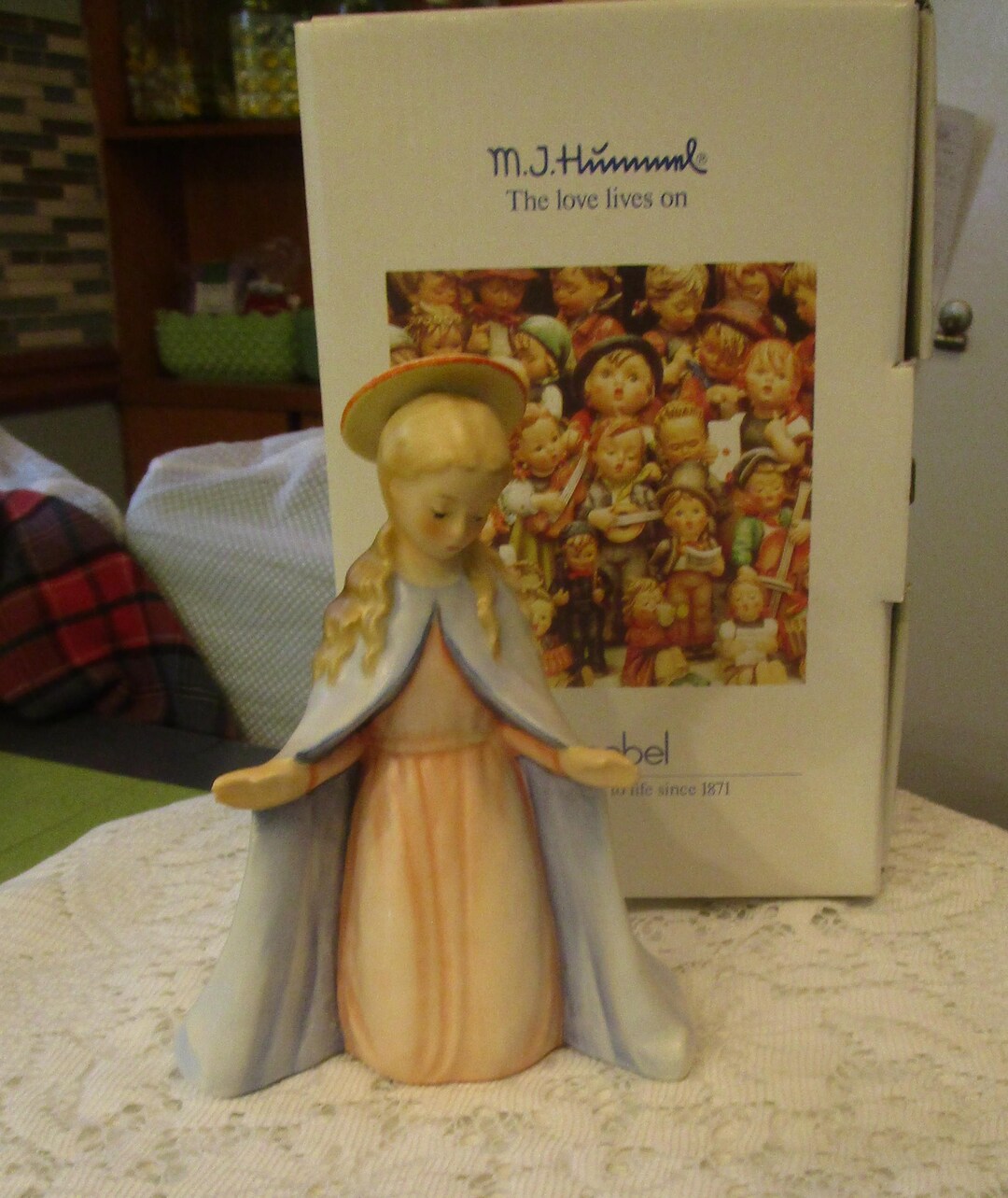 5.25 In, Hummel Figurine, Virgin Mary, Mary Figurine, Mary Statue ...