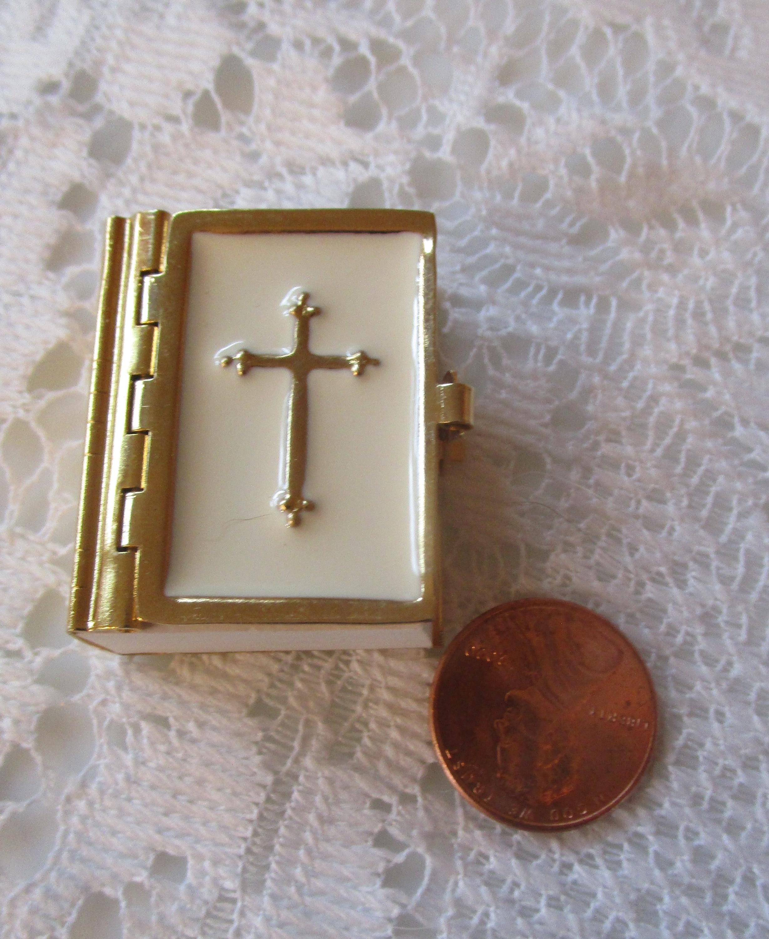 Miniature Bible, Vintage Bible, Vintage Miniatures, Religious Books ...