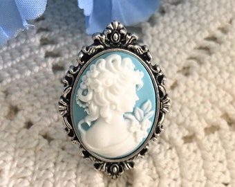 Cameo Rings With Victorian Lady Cameos in Antique Gold | Etsy