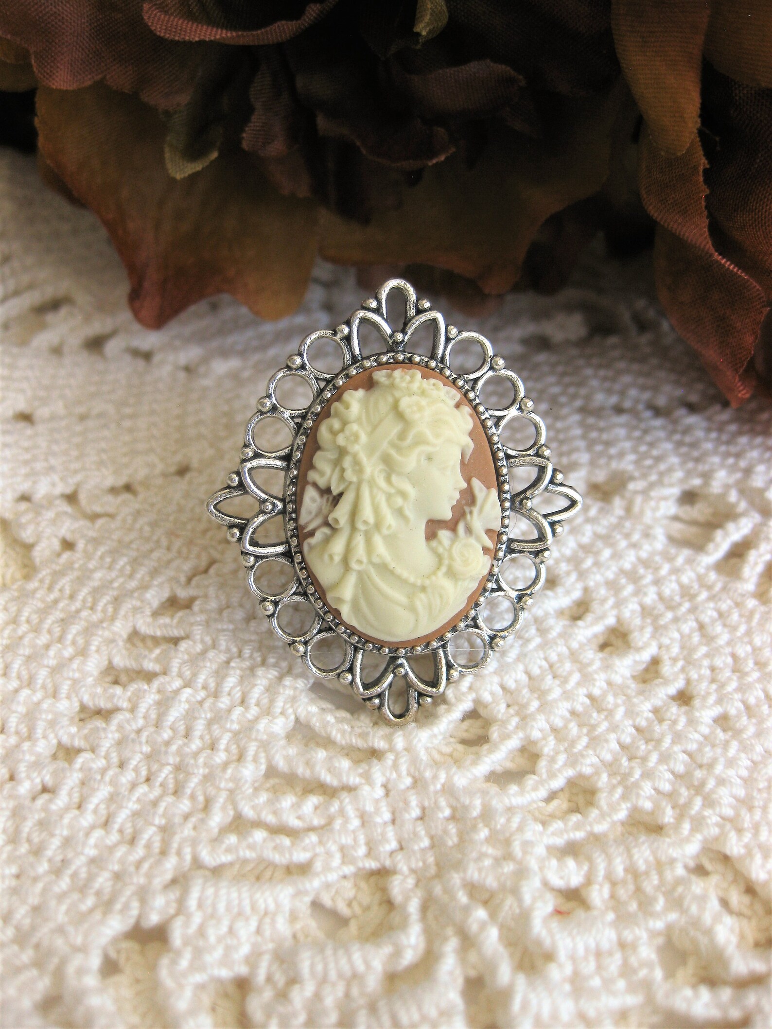 Lady Cameo Rings With Victorian Lady Cameos in Antique Silver - Etsy