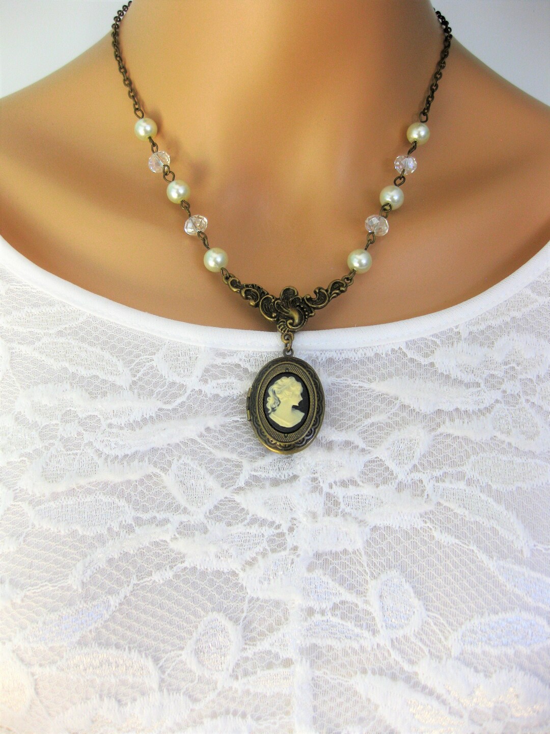 Victorian Lady Cameo Locket Necklace, Cameo Jewelry, Cameo Necklace ...