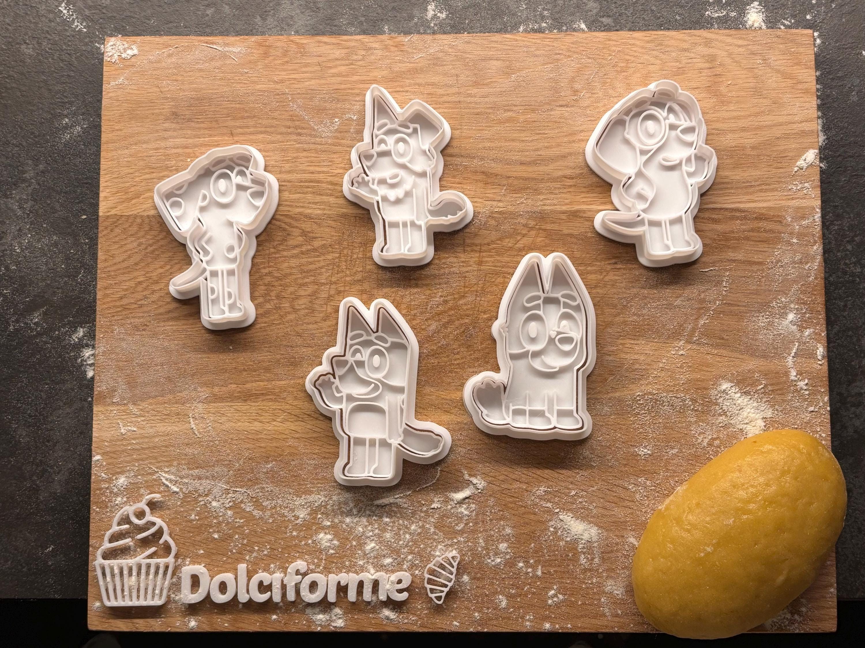 Bluey Cookie Cutters Set of 5, Cartoon Theme | Fondant Stamp, Baking ...