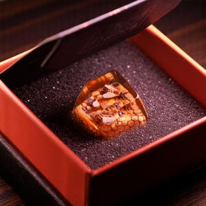 Bee Yellow Artisan Keycap, Cute Bee and Honey Resin Keycap, Gaming ...