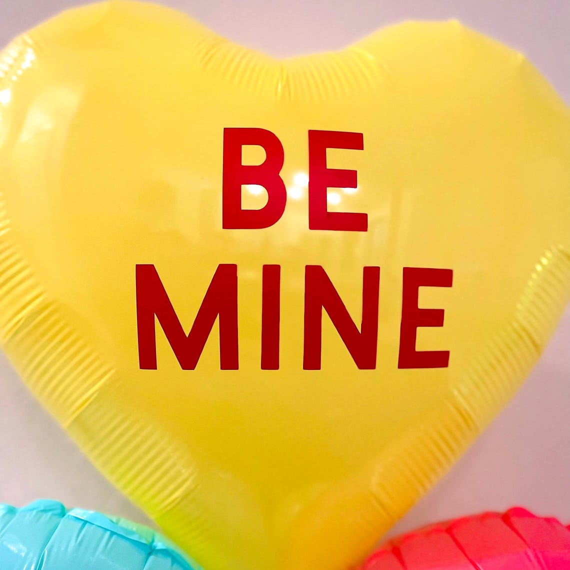 Conversation Heart Balloon Bouquet, Candy Heart Balloons, Valentines ...