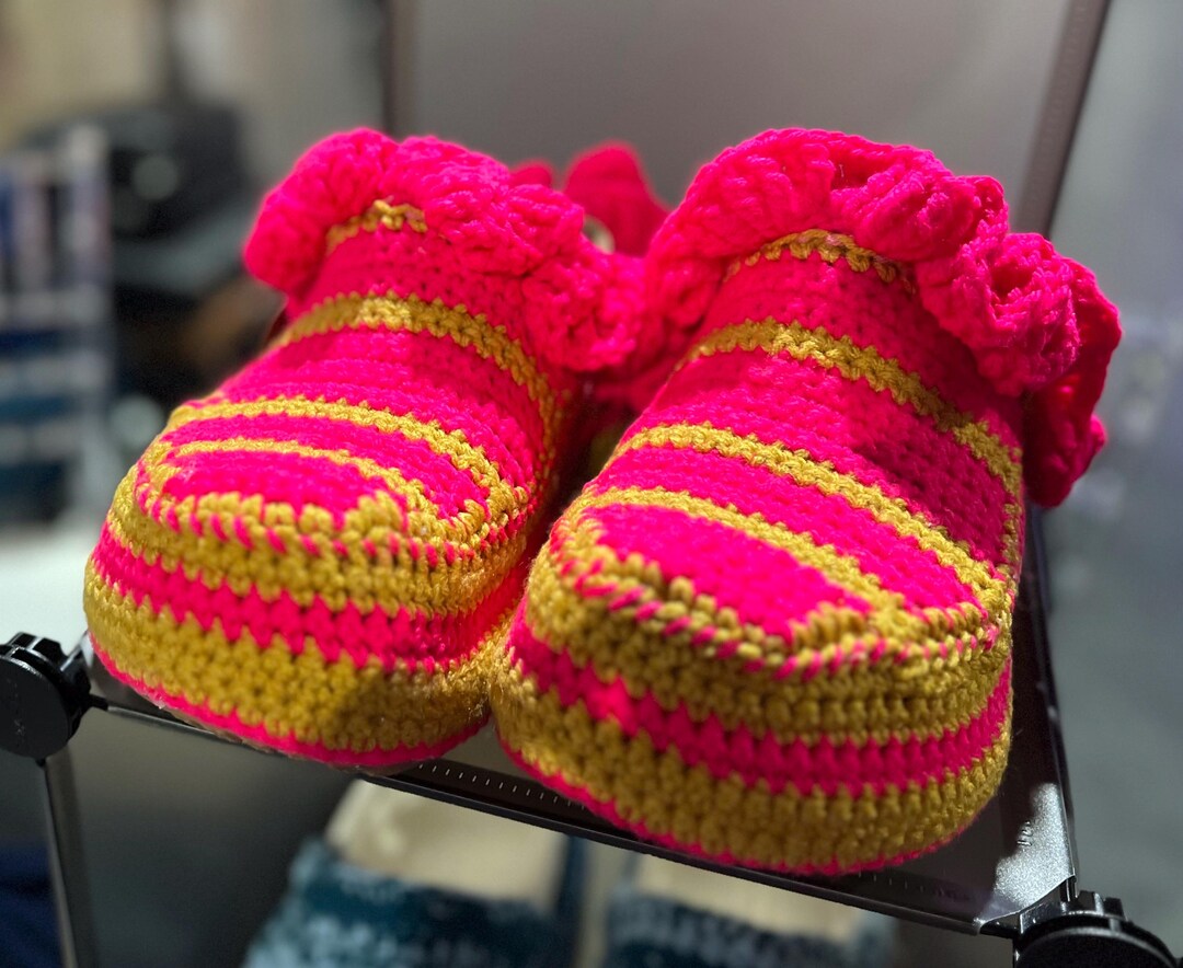 Custom Crochet Croc - Etsy