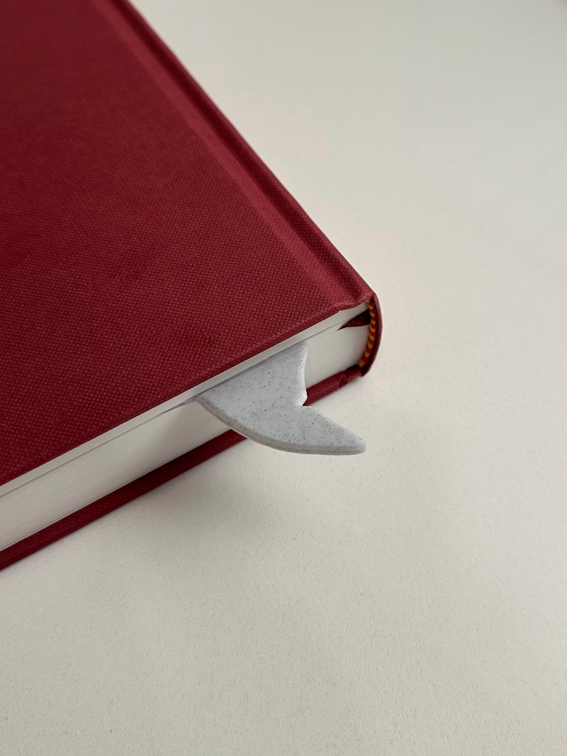 Shark Fin Bookmark, 3D Printed Ocean Design, Sea Life Page Marker ...