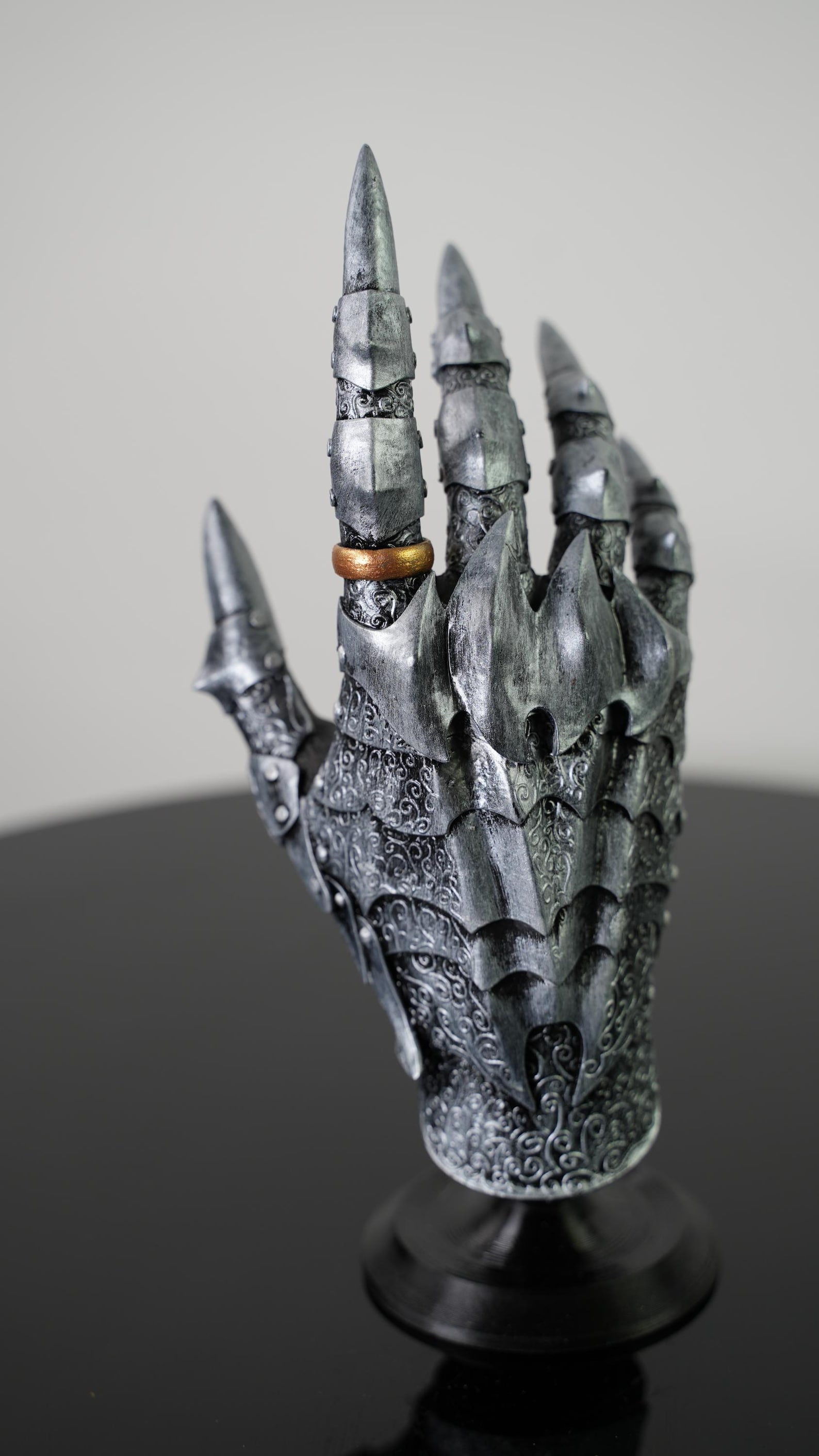 Hand of Dark Lord Sauron With Real Metal Ring, Sauron Hand, 3d Sauron ...