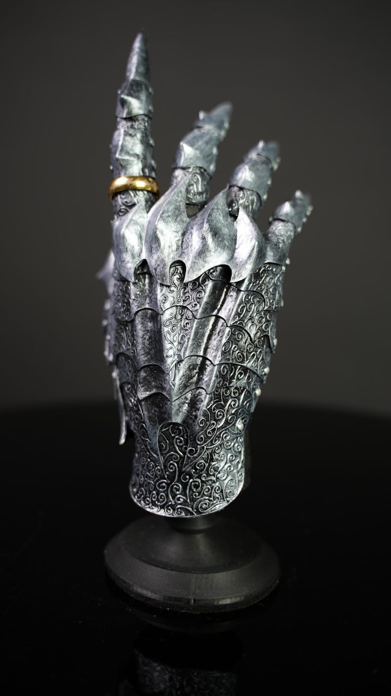 Hand of Dark Lord Sauron With Real Metal Ring, Sauron Hand, 3d Sauron ...