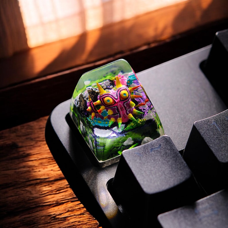 Enchanted Mask Artisan Keycap: Dark Legend Gaming Keyboard, Custom 1U ...