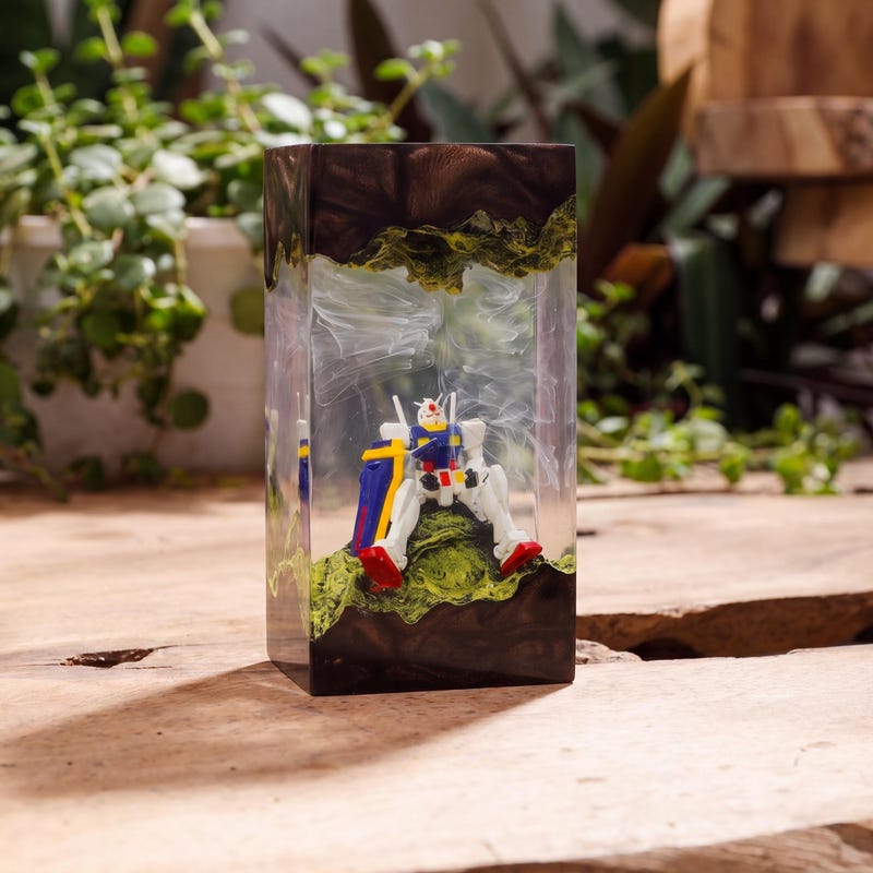 Personalized Gundam Lamp - Etsy