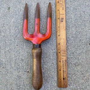 Choice Vintage Hand Held Metal Garden 3 and 4 Tine Pitchfork Style ...