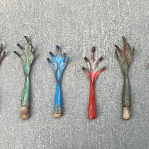 Choice Vintage Hand Held Metal Garden Cultivator Tool Garden Cultivator ...