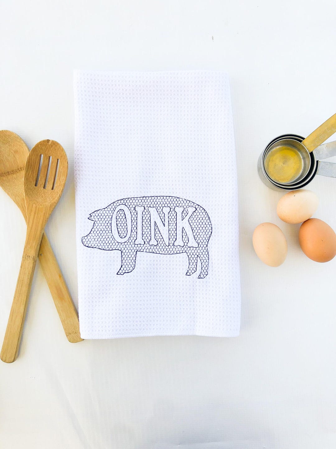 Embroidered Pig Kitchen Towel: Farmhouse Style Microfiber Dish Towel ...