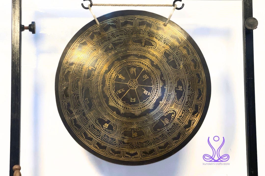 40 - 100cm Diameter Gongs - Antique Style Gold Mantra Gong - Tibetan ...