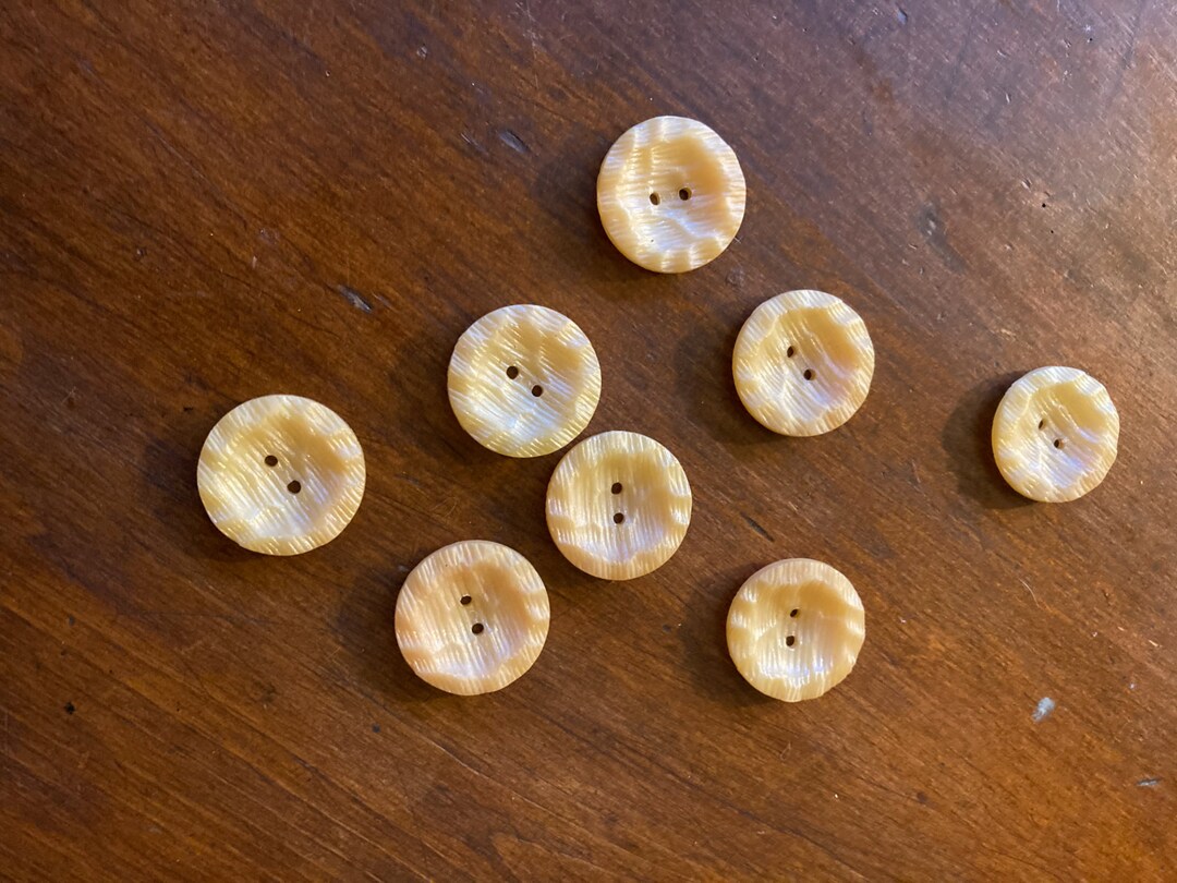 Set of 8 Vintage 1950's Buttons Textured Round Buttons in Light Caramel ...