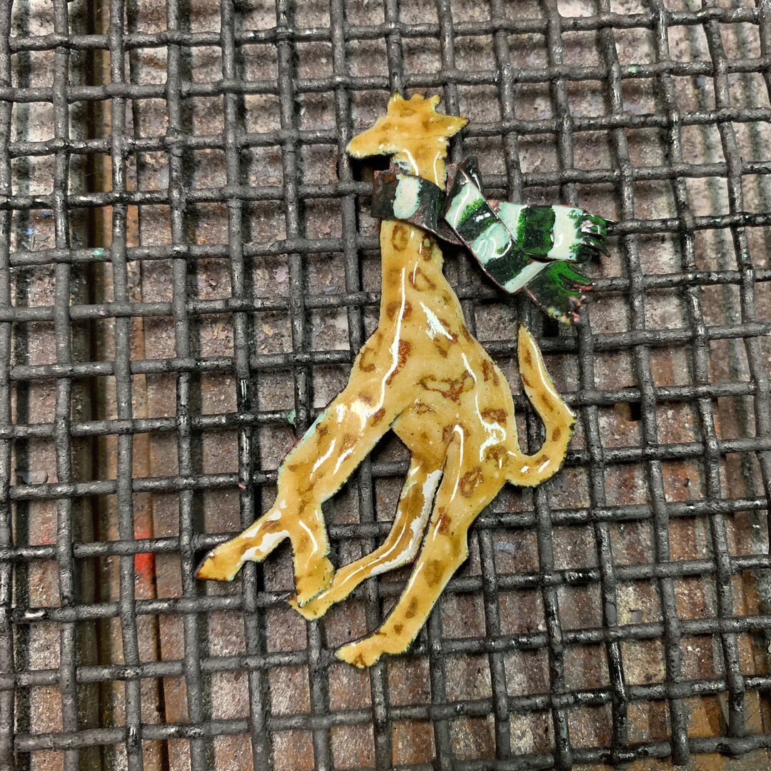 Holiday Scarf Adorn Giraffe Pin - Etsy