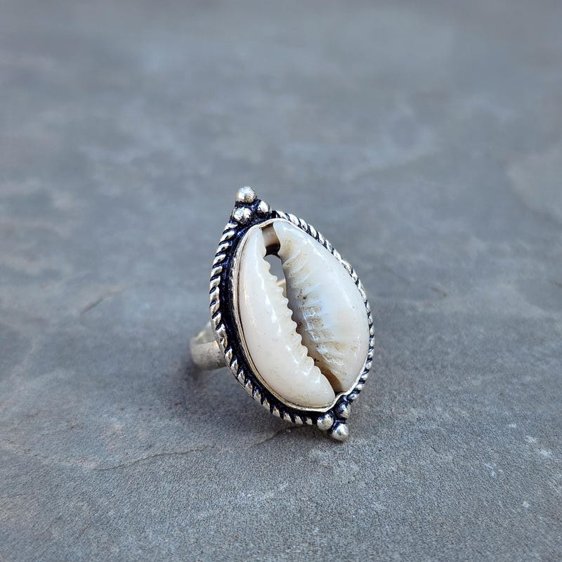 Cowrie Shell Ring - Etsy