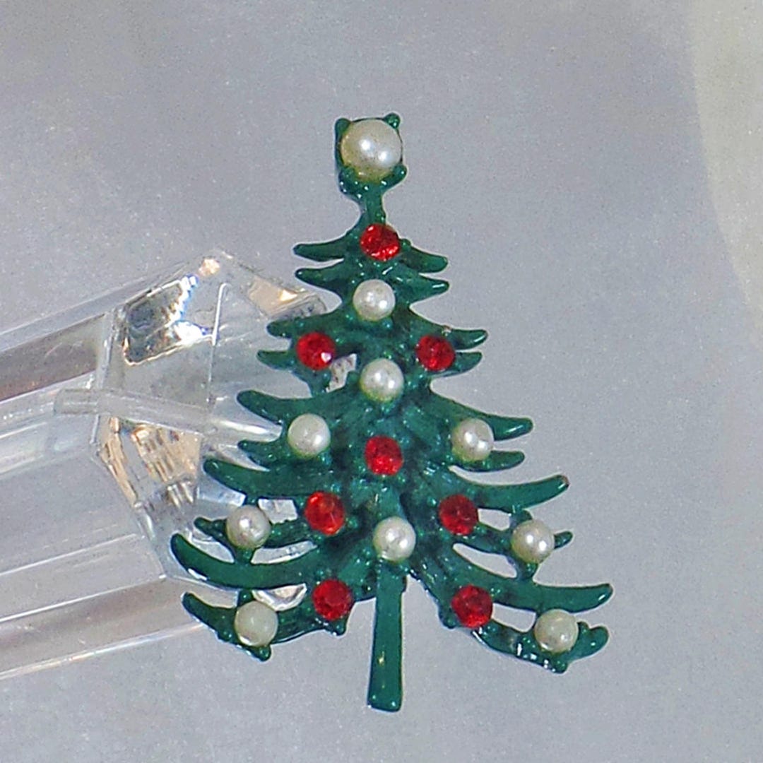 Christmas Brooch. Christmas Pin. Pearl and Rhinestone Christmas Tree ...
