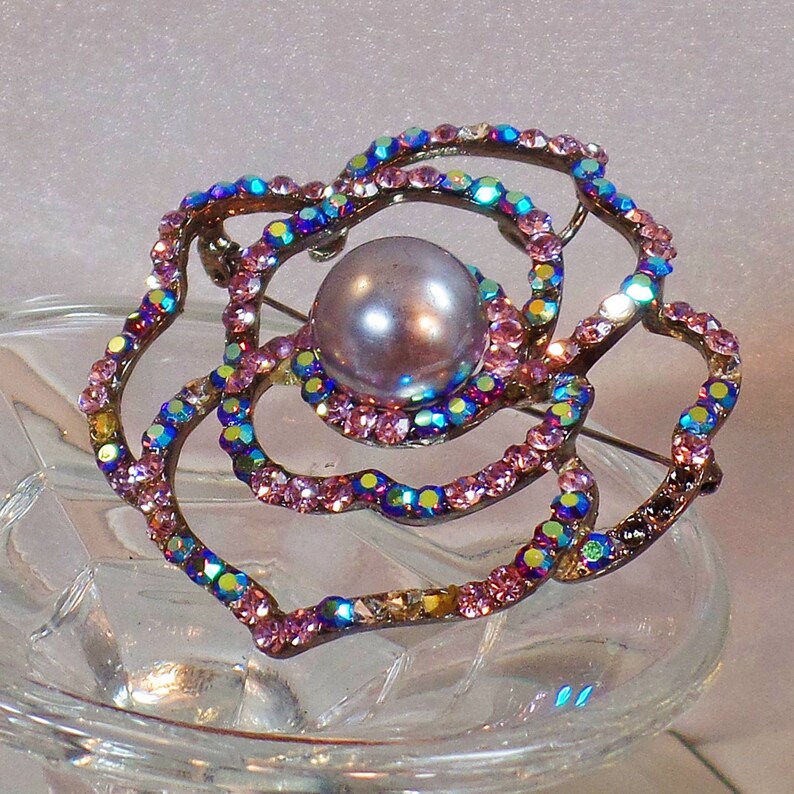 Flower Brooch. Rhinestone Rose Brooch. Rhinestone Brooch. - Etsy