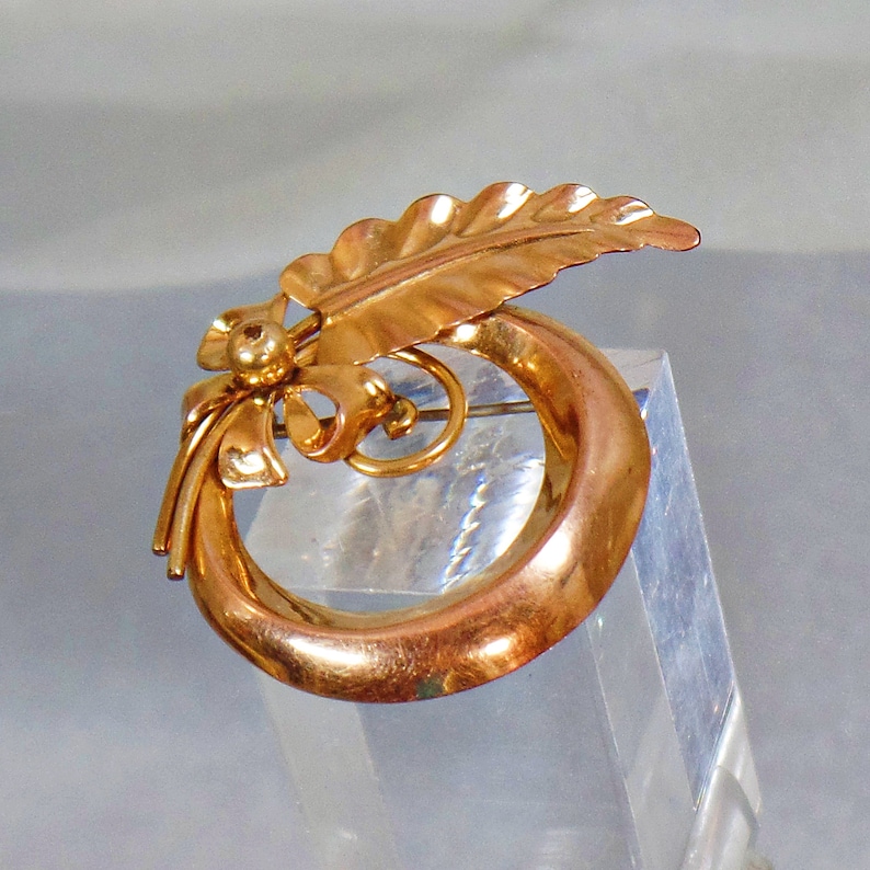 Rose Gold Brooch. Vintage Brooch. Rose Gold Circle Pin. Flower | Etsy