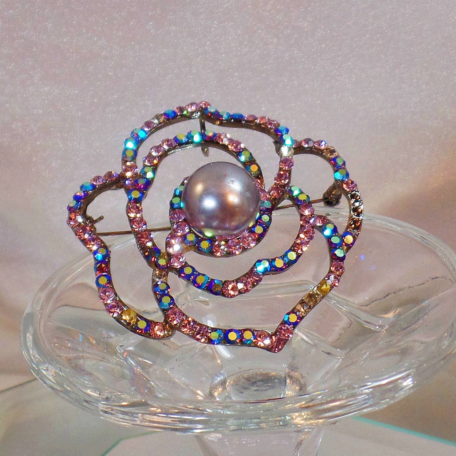 Flower Brooch. Rhinestone Rose Brooch. Rhinestone Brooch. - Etsy