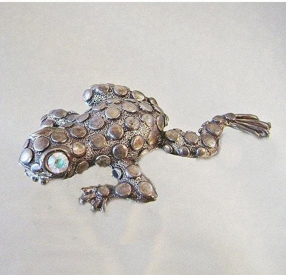 Pewter and Rhinestone Frog Brooch. Pewter and Rhines… - Gem