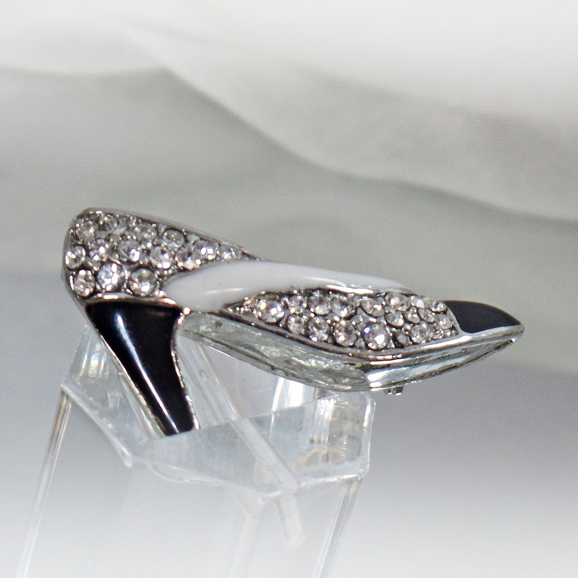 Shoe Brooch. Rhinestone Brooch. Vintage Brooch. Black White | Etsy