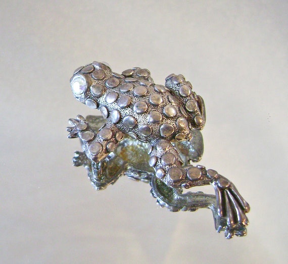 Pewter and Rhinestone Frog Brooch. Pewter and Rhines… - Gem