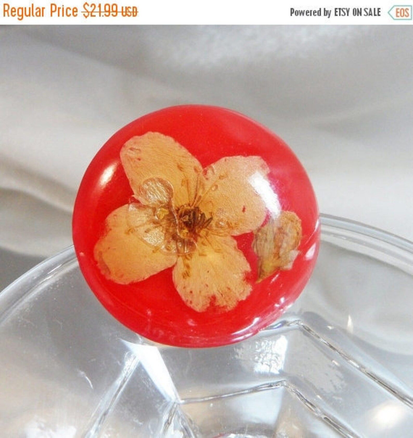 Flower Brooch. Red Lucite Dried Flower Brooch. Red Lucite Flower Pin ...