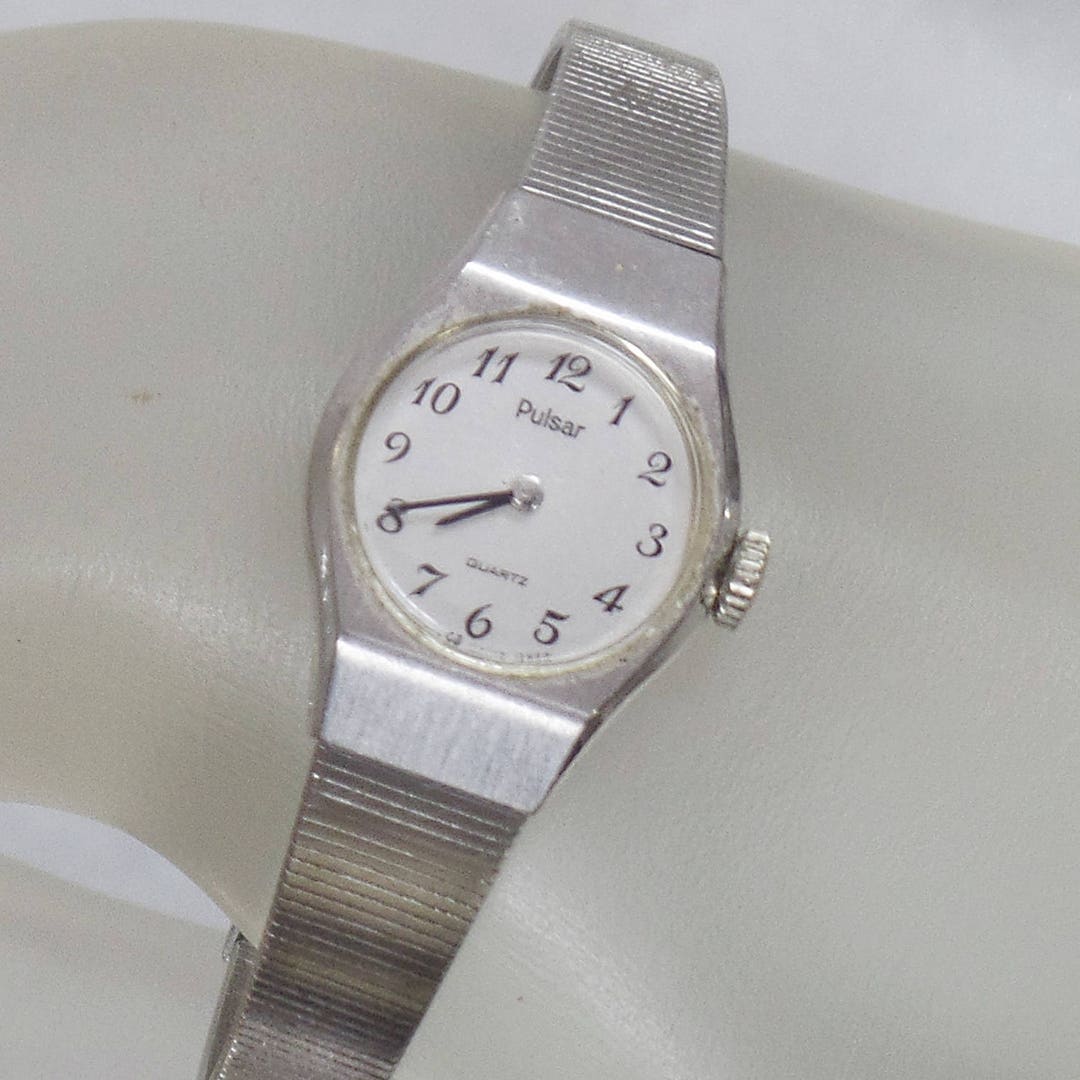 Ladies Watch. Silver Pulsar Ladies Watch. Silver Tone Pulsar Women's ...