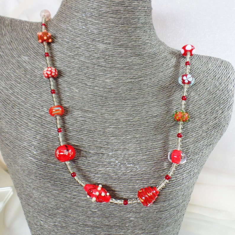 Red Art Glass Necklace. Ruby Red Silver Clear Wedding Cake Beads ...