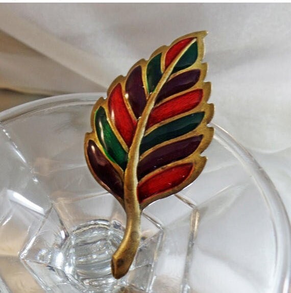green enamel leaf pin - Gem