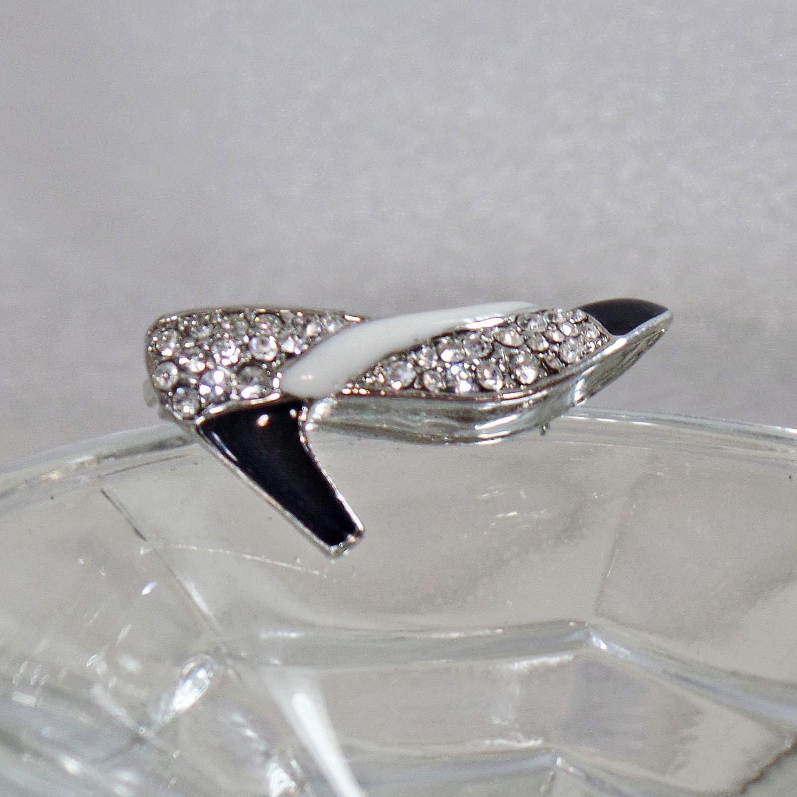 Shoe Brooch. Rhinestone Brooch. Vintage Brooch. Black White - Etsy