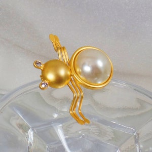 Vintage Brooch. Bug Brooch. Ant Brooch. Insect Brooch. Creepy Crawly ...