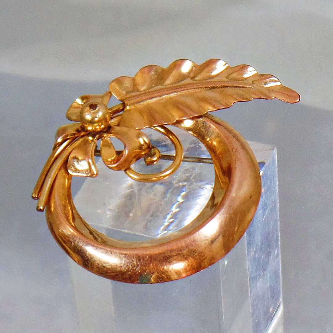 Rose Gold Brooch. Vintage Brooch. Rose Gold Circle Pin. Flower Brooch ...