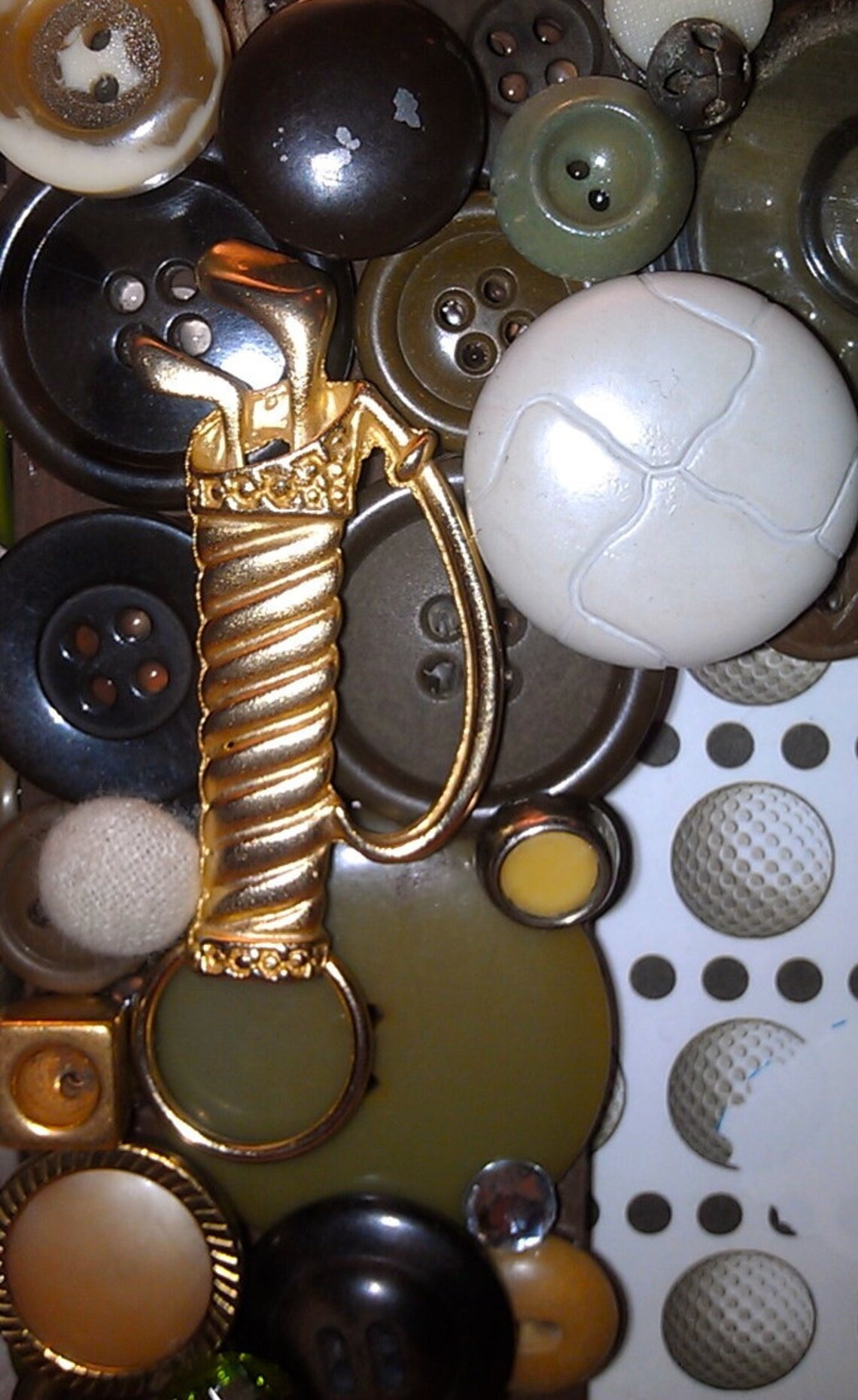 RESERVED CUSTOM ONLY Golf Button Frame Gift for Golfer - Etsy