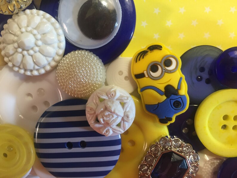 MINION Button Picture Frame in Blue Yellow and White Cartoon | Etsy