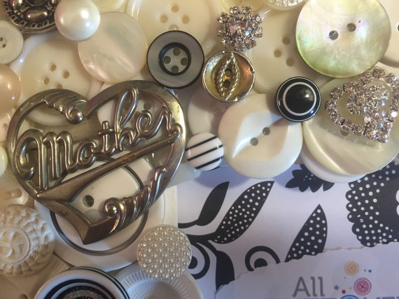 MOTHER Button Frame ~ Gift for Mom ~ Gift for Sister ~ Mothers Day ...