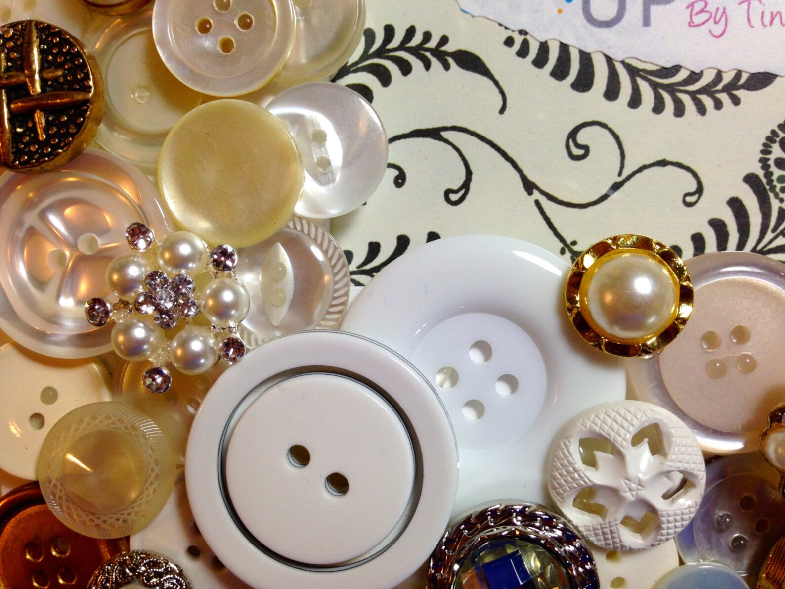 CUSTOM Graduation 2015 Button Frame in White Silver and Gold ...