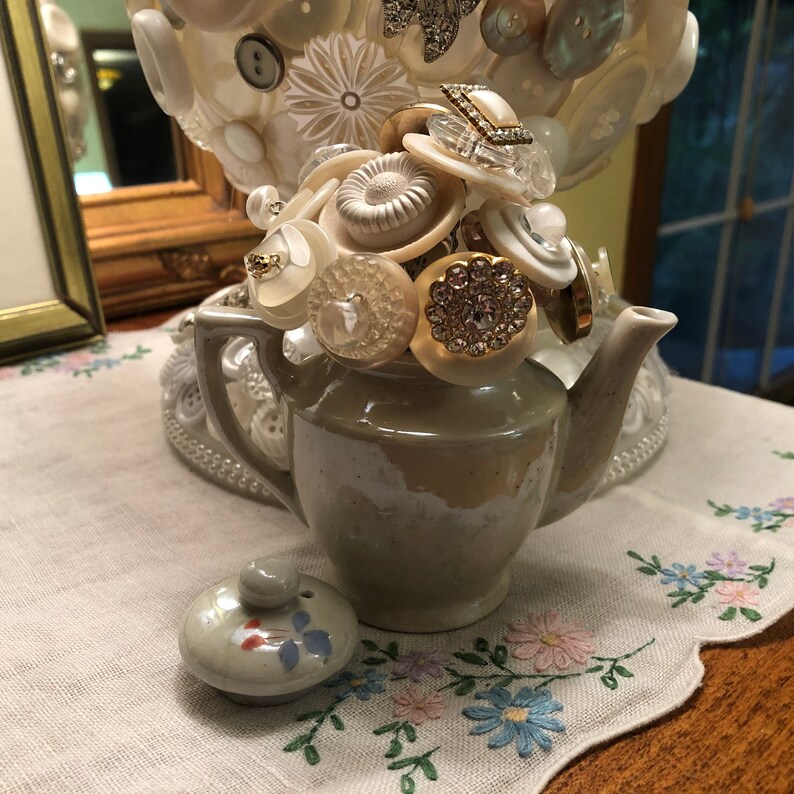 Button Flowers and Mini-Teapot Lustreware Button Art | Etsy