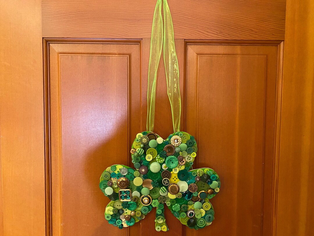 Green Button Shamrock ~ Bohemian Art ~ Girls Bedroom Decor ~ Gift for ...
