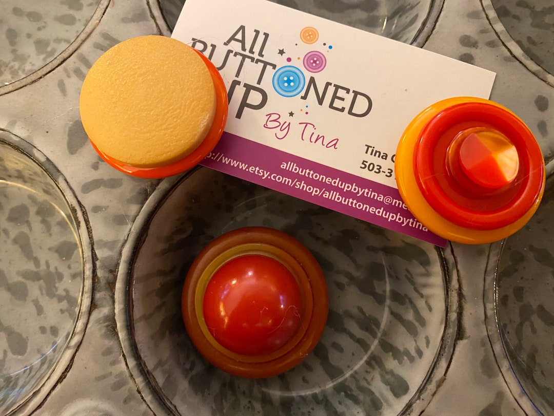 Orange Button Flower Magnets ~ Desk Accessory ~ Inexpensive Gift ...