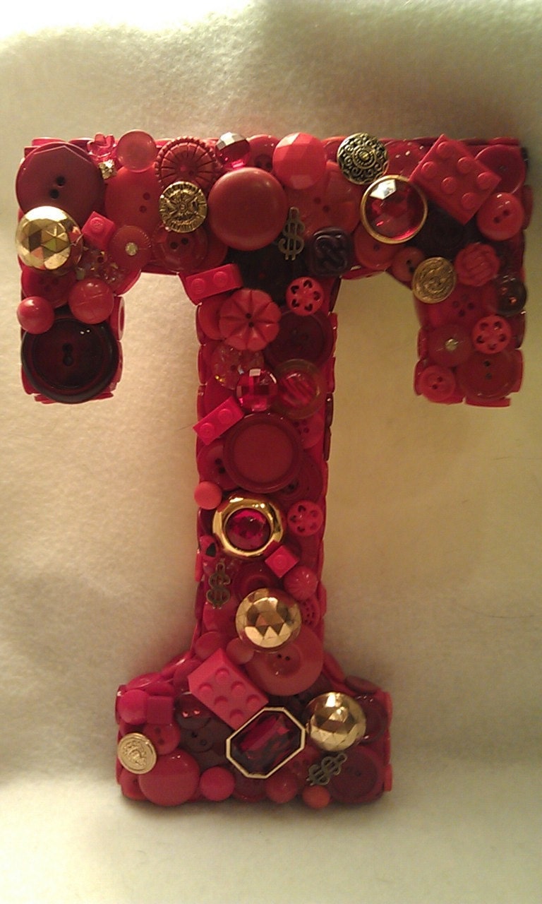 CUSTOM 9 Inch Button Initial ~ Red T ~ Customized Gift ~ Personalized ...