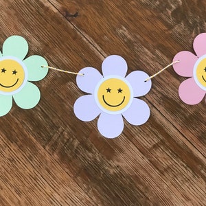 Smiley Face Happy Face Smiles Daisy Flower Spring Flower - Etsy