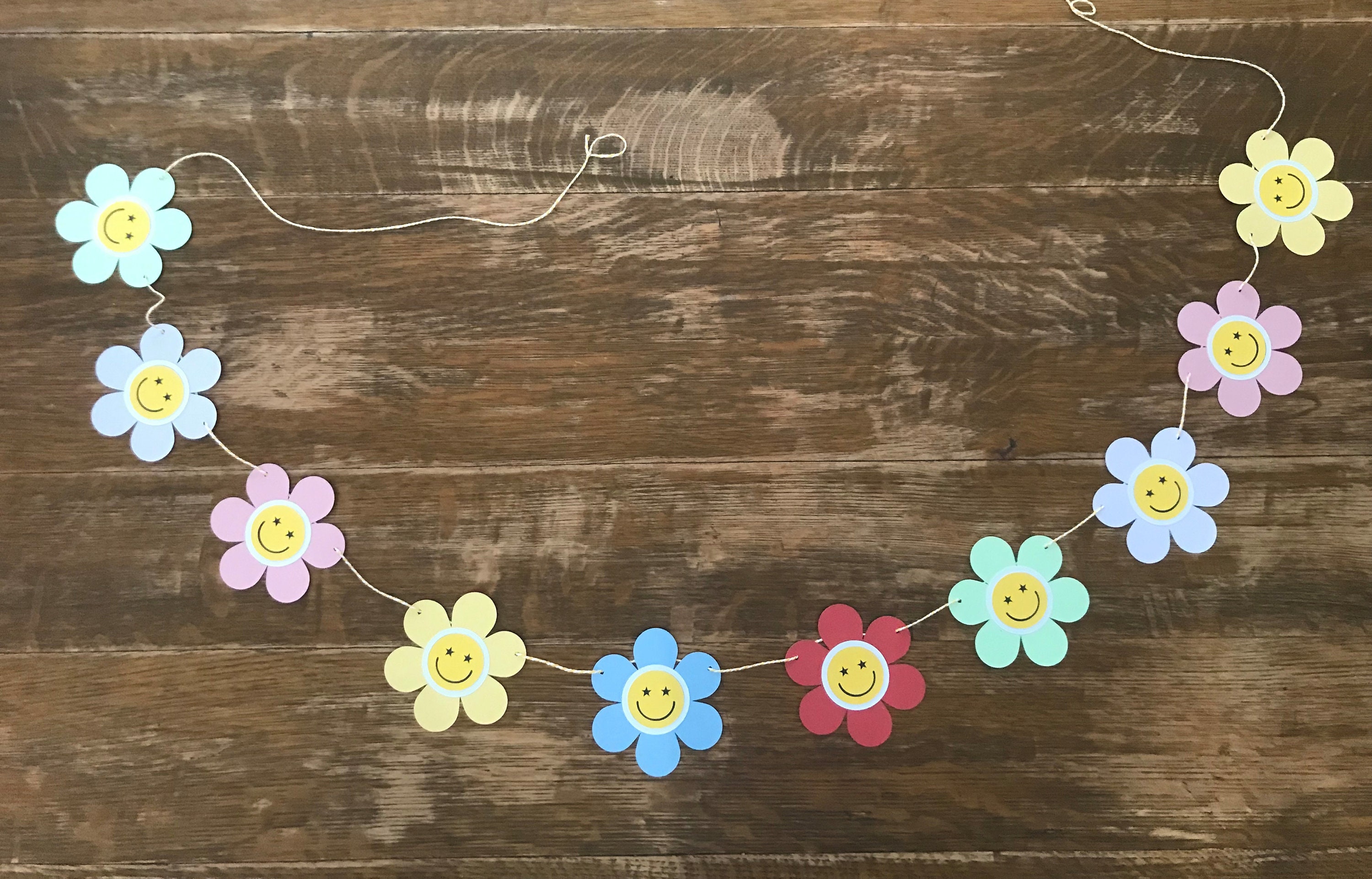 Smiley Face Happy Face Smiles Daisy Flower Spring Flower | Etsy