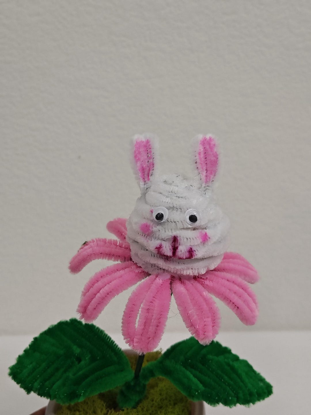 Hand Made Pipe Cleaner Decor - Etsy
