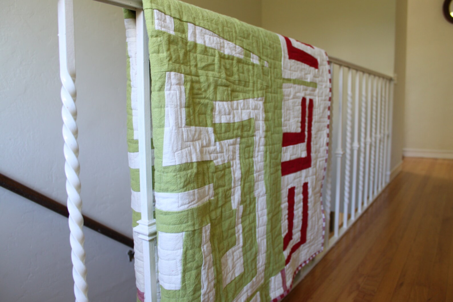 Improvisational Split Log Cabin Quilt Pattern - Modern Quilt Sewing ...